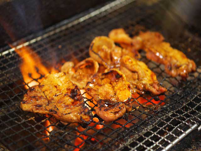 豚丼信玄 | まっぷるウェブ